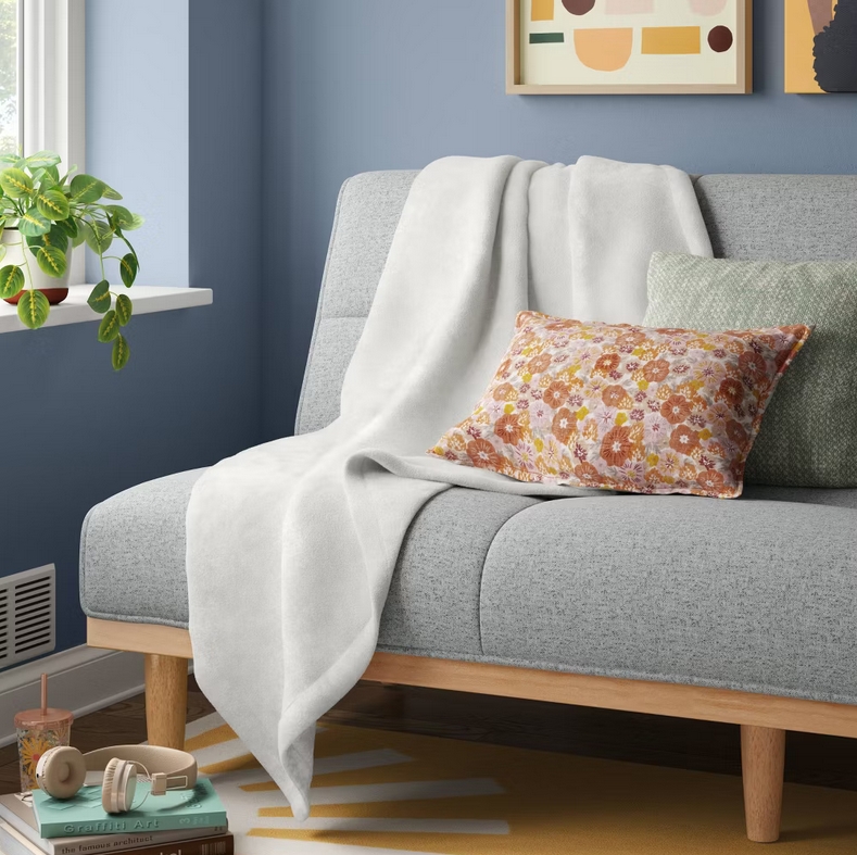 Room Essentials Blanket - Room Essentials